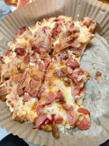 面包丁披萨怎么做_面包丁披萨的做法大全-第1张图片-山城妙识