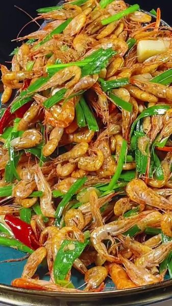 韭菜炒河虾怎么酥脆_河虾不腥的技巧-第3张图片-山城妙识 韭菜炒河虾怎么酥脆_河虾不腥的技巧-第3张图片-山城妙识