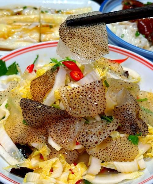 凉拌海蜇皮怎么做_凉拌海蜇皮热量高吗-第3张图片-山城妙识 凉拌海蜇皮怎么做_凉拌海蜇皮热量高吗-第3张图片-山城妙识