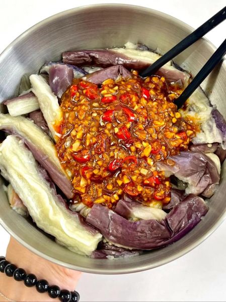 茄子怎么吃减肥_茄子减肥的正确吃法-第1张图片-山城妙识