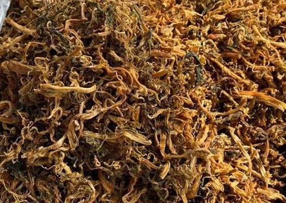 梅干菜和雪菜的区别_哪个更适合炖肉-第3张图片-山城妙识