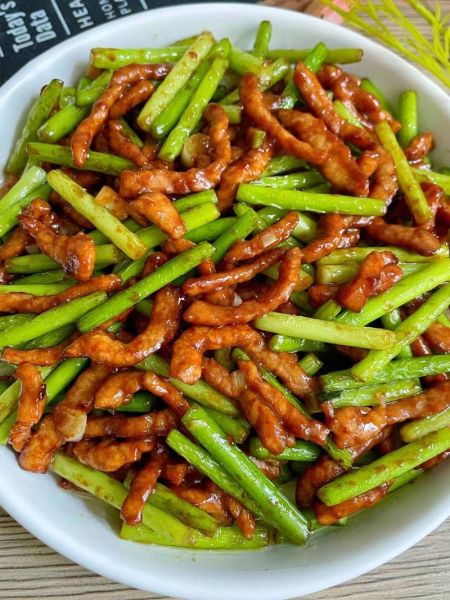 蒜苔怎么炒好吃_蒜苔最好吃的十种吃法-第2张图片-山城妙识