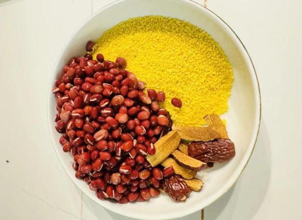 红豆小米粥怎么做_红豆小米粥需要提前泡吗-第1张图片-山城妙识 红豆小米粥怎么做_红豆小米粥需要提前泡吗-第1张图片-山城妙识