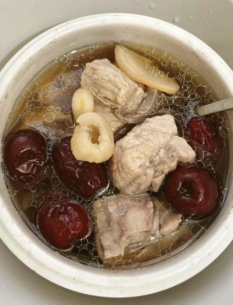 大骨头排骨汤怎么炖好喝_大骨头排骨汤的家常做法-第1张图片-山城妙识 大骨头排骨汤怎么炖好喝_大骨头排骨汤的家常做法-第1张图片-山城妙识