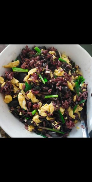 炒黑米饭怎么做_黑米饭怎么炒不粘锅-第1张图片-山城妙识