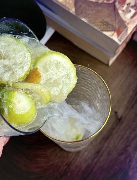 柠檬水怎么做简单又解渴_柠檬水怎么做好喝不苦-第2张图片-山城妙识 柠檬水怎么做简单又解渴_柠檬水怎么做好喝不苦-第2张图片-山城妙识