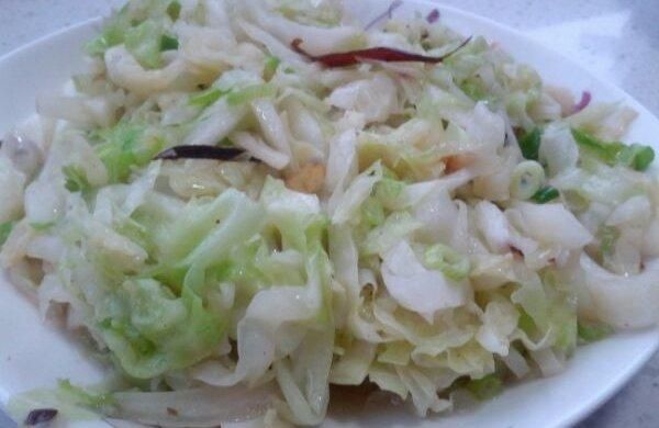 素炒包菜丝怎么做好吃_包菜丝炒多久才脆-第2张图片-山城妙识