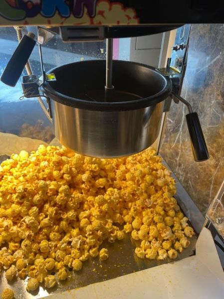 爆米花怎么做好吃_家用爆米花机使用技巧-第3张图片-山城妙识