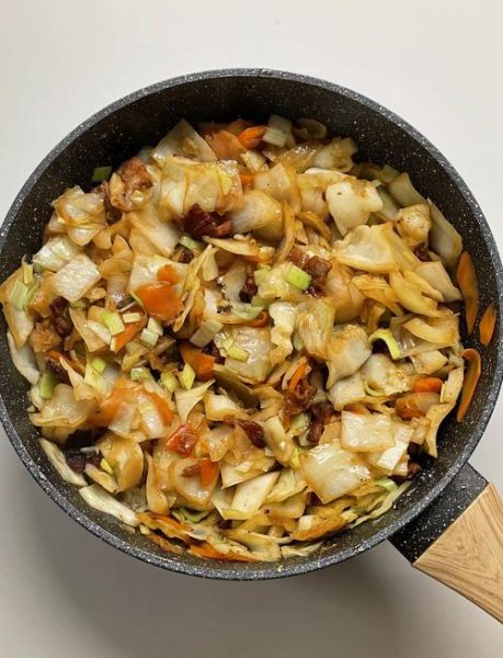 猪肉炒包菜怎么做_猪肉炒包菜先炒肉还是先炒包菜-第2张图片-山城妙识 猪肉炒包菜怎么做_猪肉炒包菜先炒肉还是先炒包菜-第2张图片-山城妙识