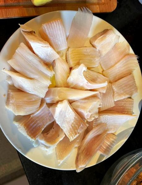 鮰鱼翅怎么做好吃_鮰鱼翅的做法大全-第2张图片-山城妙识 鮰鱼翅怎么做好吃_鮰鱼翅的做法大全-第2张图片-山城妙识