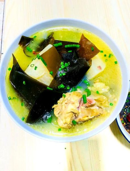 海带萝卜汤的做法_怎么炖更鲜美-第3张图片-山城妙识