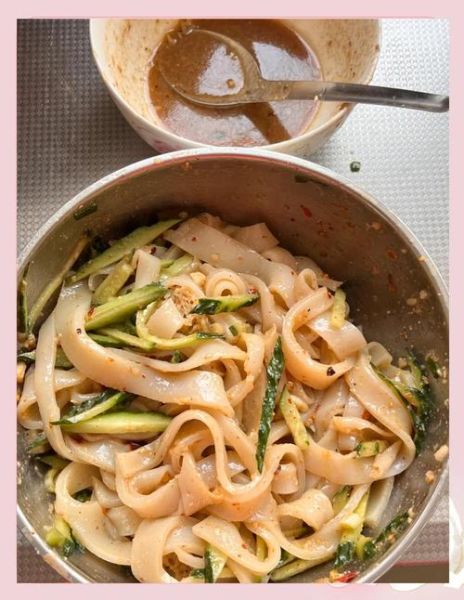 凉皮汁子怎么做_凉皮汁子配方比例-第1张图片-山城妙识 凉皮汁子怎么做_凉皮汁子配方比例-第1张图片-山城妙识