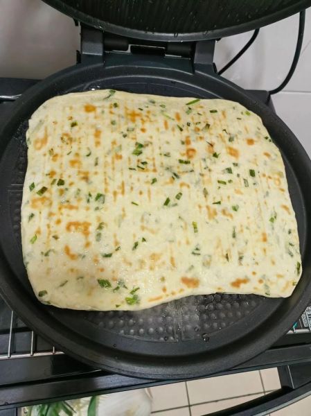 发面葱油饼怎么做_又软又香的关键步骤-第1张图片-山城妙识
