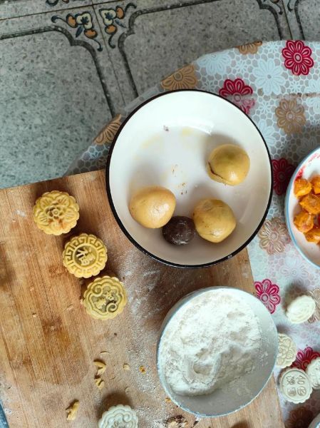 烤箱月饼怎么做_家用烤箱月饼配方-第2张图片-山城妙识 烤箱月饼怎么做_家用烤箱月饼配方-第2张图片-山城妙识