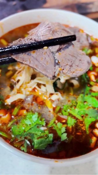 韩式牛肉粉丝汤怎么做_牛肉粉丝汤正宗做法-第2张图片-山城妙识