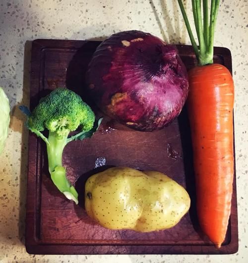 上海正宗罗宋汤怎么做_正宗罗宋汤做法窍门-第2张图片-山城妙识