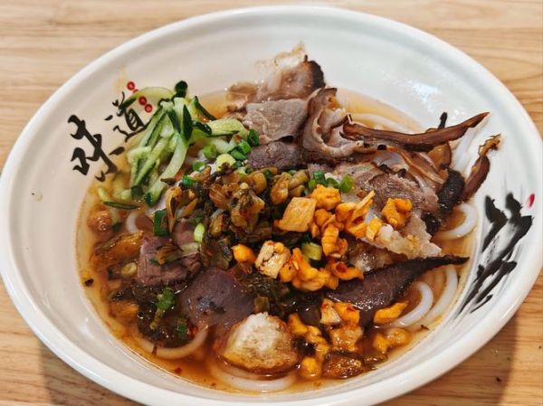 桂林米粉哪家好吃_桂林米粉排行榜前十名-第3张图片-山城妙识