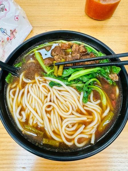 桂林米粉哪家好吃_桂林米粉排行榜前十名-第2张图片-山城妙识