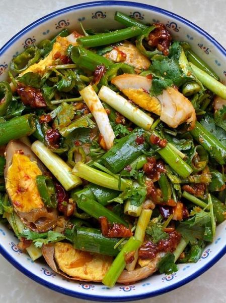 鹅蛋怎么做好吃不腥味_鹅蛋去腥技巧-第1张图片-山城妙识