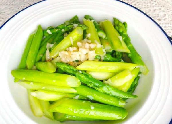 炒芦笋要焯水吗_芦笋焯水窍门-第3张图片-山城妙识