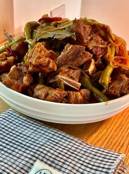 豆角焖排骨怎么做_豆角焖排骨需要焯水吗-第2张图片-山城妙识 豆角焖排骨怎么做_豆角焖排骨需要焯水吗-第2张图片-山城妙识