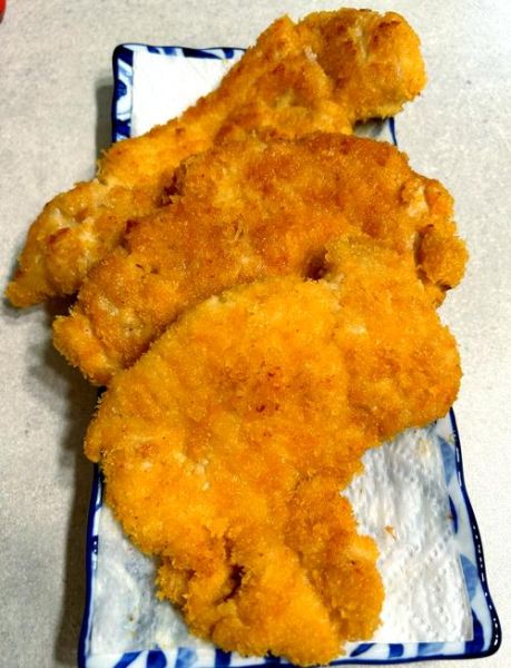 鸡排怎么炸好吃又简单_鸡排炸多久才酥脆-第1张图片-山城妙识