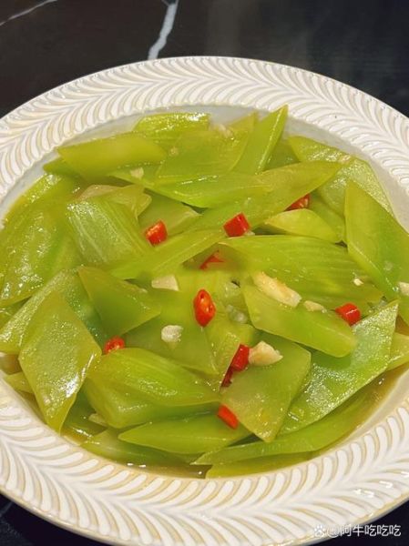 清炒莴笋片要不要焯水_焯水后口感如何-第3张图片-山城妙识
