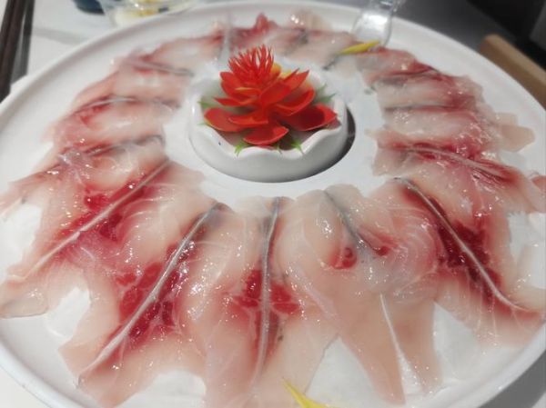 鱼生怎么切才薄_鱼生用什么鱼最好-第2张图片-山城妙识