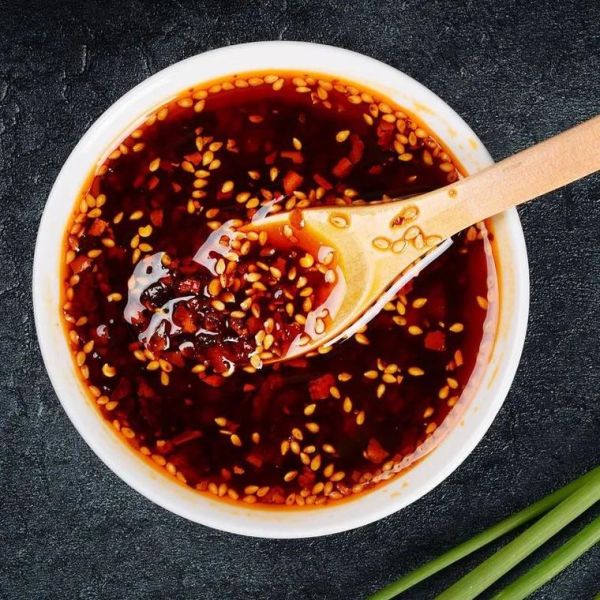 凉拌菜辣椒油怎么做_辣椒油用什么油最香-第1张图片-山城妙识