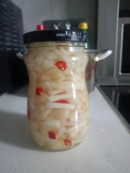 泡萝卜用白萝卜还是红萝卜_口感差别大吗-第1张图片-山城妙识