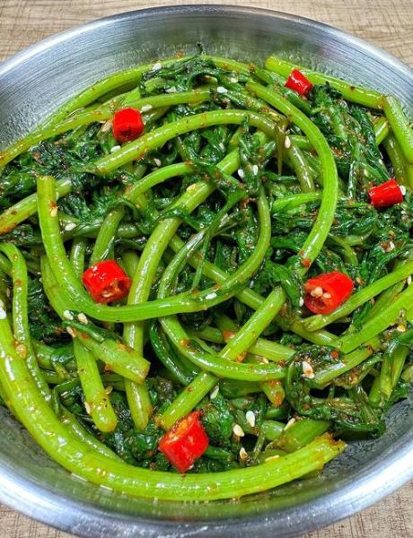 茼蒿怎么吃最有营养_怎么做最好吃-第1张图片-山城妙识