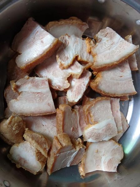 扣肉怎么做才肥而不腻_家常扣肉做法大全-第1张图片-山城妙识