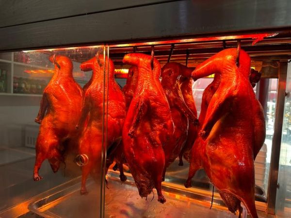 脆皮烤鸭的利润一般有多少_烤鸭店一个月能赚多少-第1张图片-山城妙识