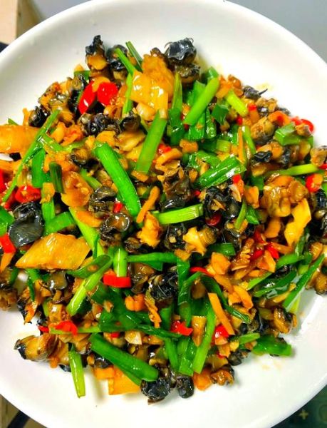 炒田螺肉怎么炒好吃_田螺肉去腥技巧-第1张图片-山城妙识