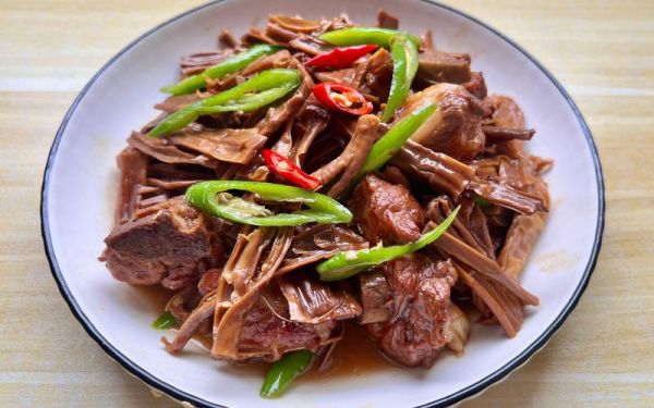 笋干烧排骨怎么做_笋干烧排骨的家常做法-第3张图片-山城妙识