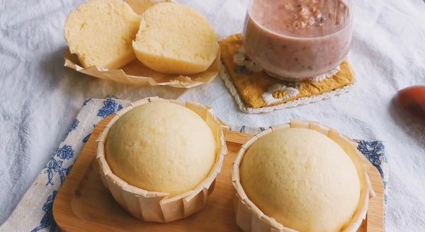 纯牛奶蒸蛋糕怎么做_蒸蛋糕需要发酵吗-第3张图片-山城妙识