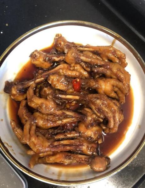 可乐鸡脚怎么做_可乐鸡脚要焯水吗-第3张图片-山城妙识