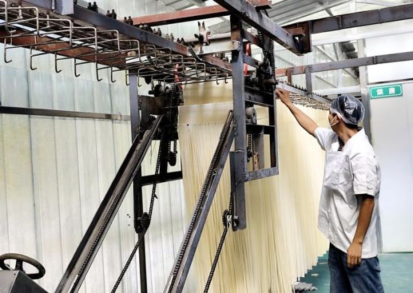 最先进的面条加工设备有哪些_如何选择面条生产线-第1张图片-山城妙识