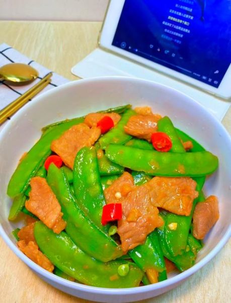 炒荷兰豆怎么做好吃_荷兰豆炒之前要焯水吗-第1张图片-山城妙识 炒荷兰豆怎么做好吃_荷兰豆炒之前要焯水吗-第1张图片-山城妙识