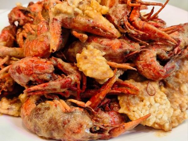 咸蛋黄小龙虾怎么做_咸蛋黄小龙虾热量高吗-第3张图片-山城妙识