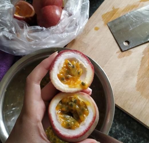 蜂蜜柠檬百香果怎么腌制_蜂蜜柠檬百香果腌制比例-第3张图片-山城妙识 蜂蜜柠檬百香果怎么腌制_蜂蜜柠檬百香果腌制比例-第3张图片-山城妙识