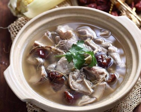 鹌鹑汤的做法_鹌鹑汤的禁忌-第1张图片-山城妙识 鹌鹑汤的做法_鹌鹑汤的禁忌-第1张图片-山城妙识