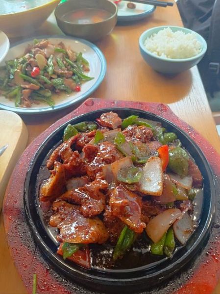 铁板牛肉家常做法_怎么做才嫩-第1张图片-山城妙识