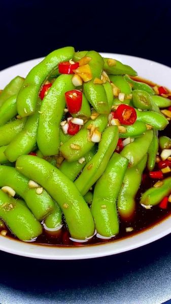 凉拌毛豆怎么煮才翠绿又入味_毛豆焯水几分钟最好-第3张图片-山城妙识