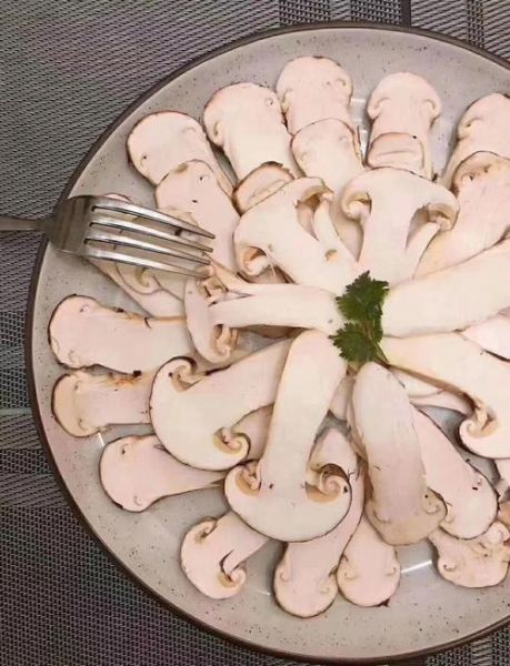 野生松茸怎么吃_松茸最鲜吃法大全-第3张图片-山城妙识