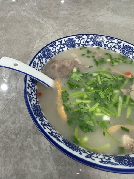 羊杂汤的做法大全家常做法_羊杂汤怎么做好吃又简单-第2张图片-山城妙识