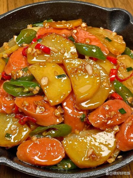 土豆片炒火腿肠怎么做_家常火腿肠炒土豆片技巧-第3张图片-山城妙识