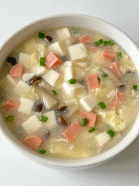 豆腐蘑菇汤怎么做好喝_家常豆腐蘑菇汤的做法-第1张图片-山城妙识