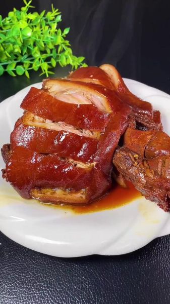 肘子怎么做好吃_红烧肘子最正宗的做法-第3张图片-山城妙识