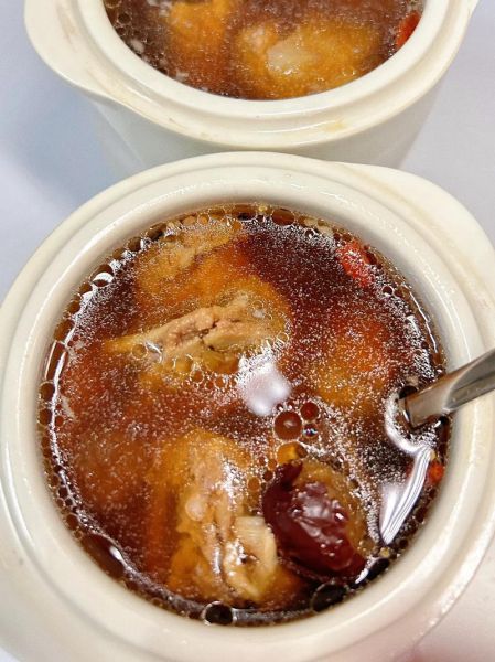 滋补排骨汤怎么做_排骨汤放什么药材最补-第2张图片-山城妙识